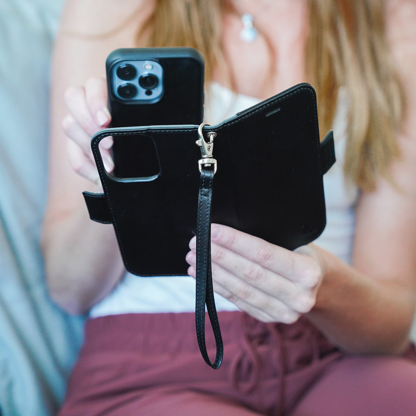 EMF Blocking and Anti Radiation iPhone 16 Case | DefenderShield